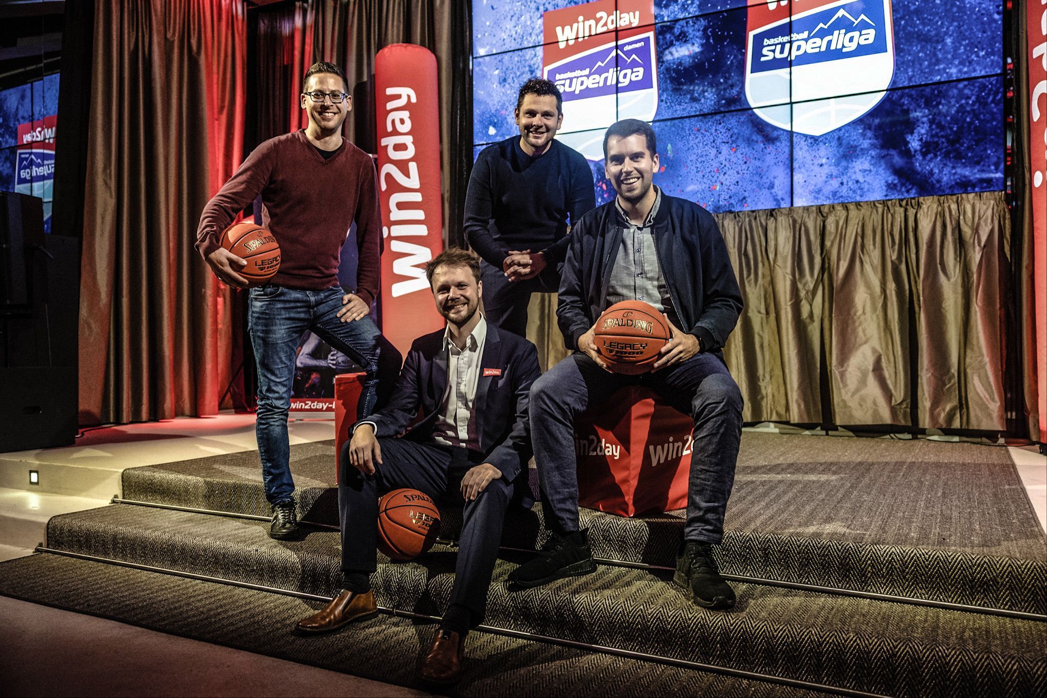 ML Marketing | ML Marketing kommt mit zwei Körben davon